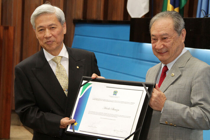 George Takimoto homenageia comunidade Mahikari em MS - MS Notícias