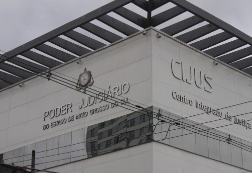 Cijus reforça segurança do estacionamento ao prédio com sitema ...