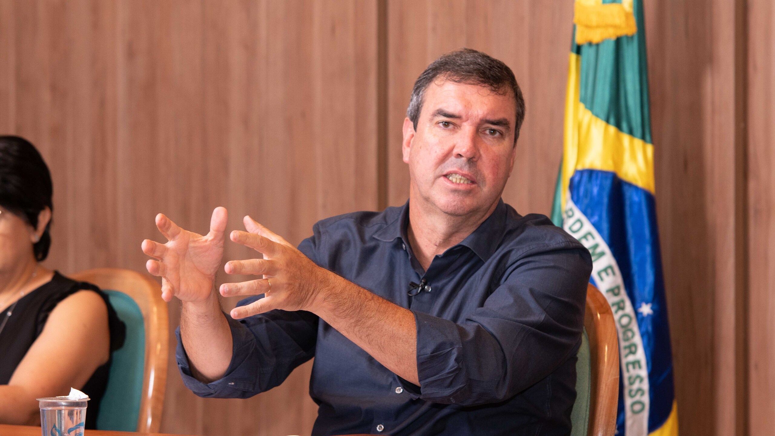 Riedel inicia governo afirmando compromisso com a democracia e abrindo ...