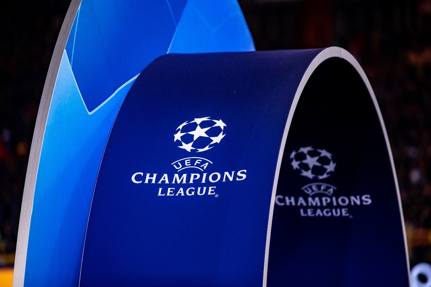 Os favoritos para as três competições européias da UEFA nesta temporada ...
