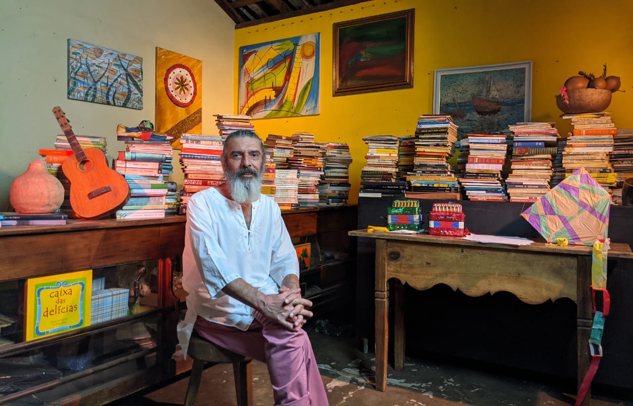 Multiartista de MS, Emmanuel Marinho descobre câncer e precisa de ajuda ...